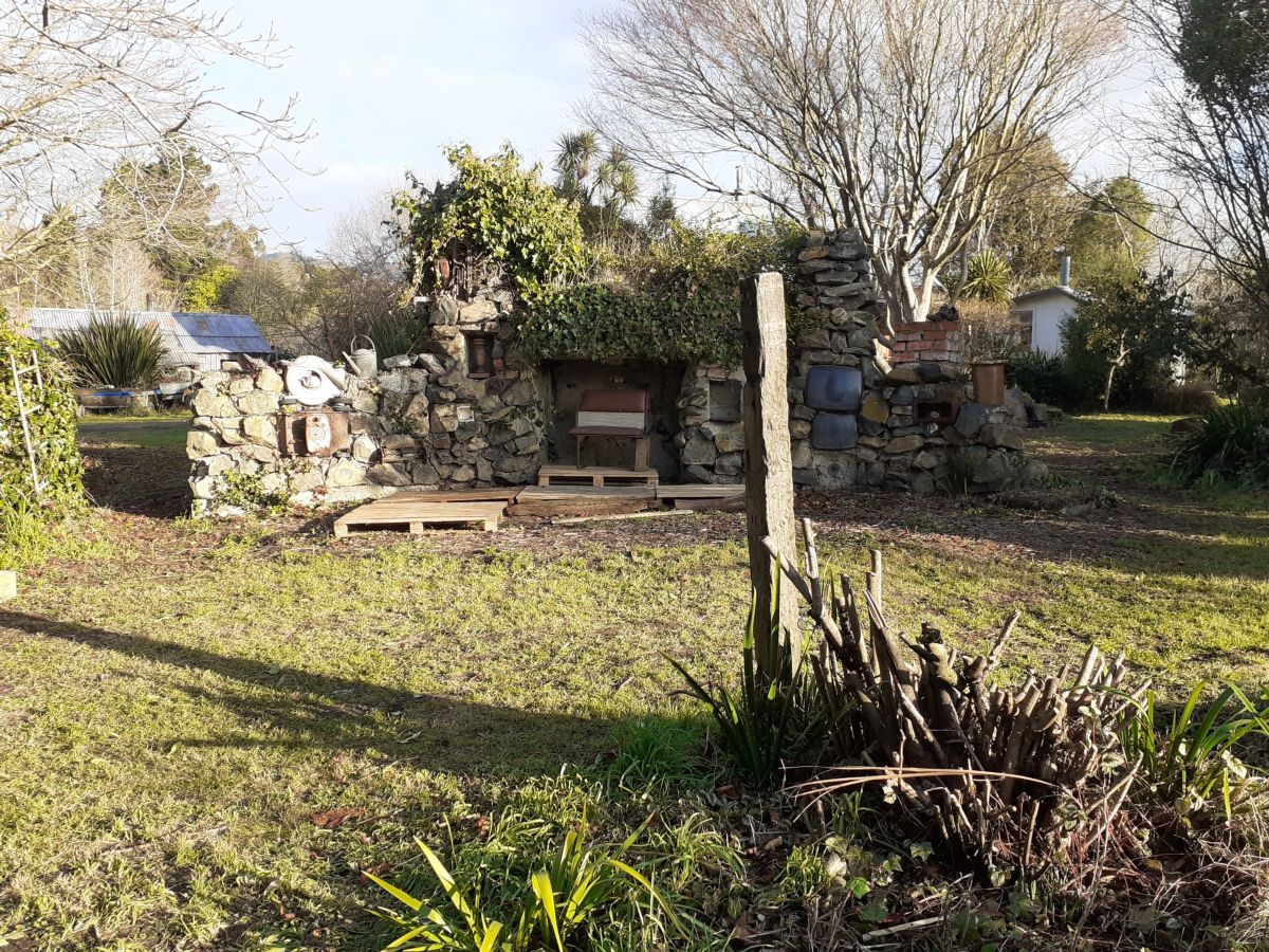 The Opera House Garden : Dunedin Fringe Festival